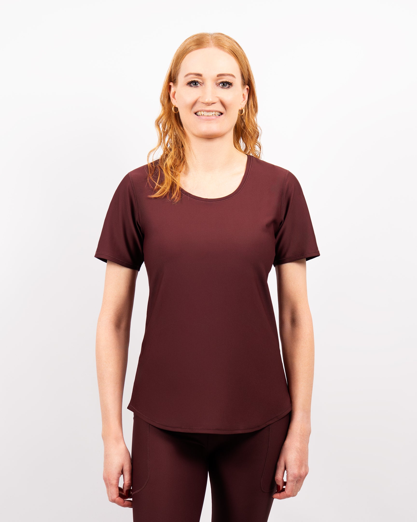 Vigga Fitted Deep Bordeaux T-Shirt – Maya Freya