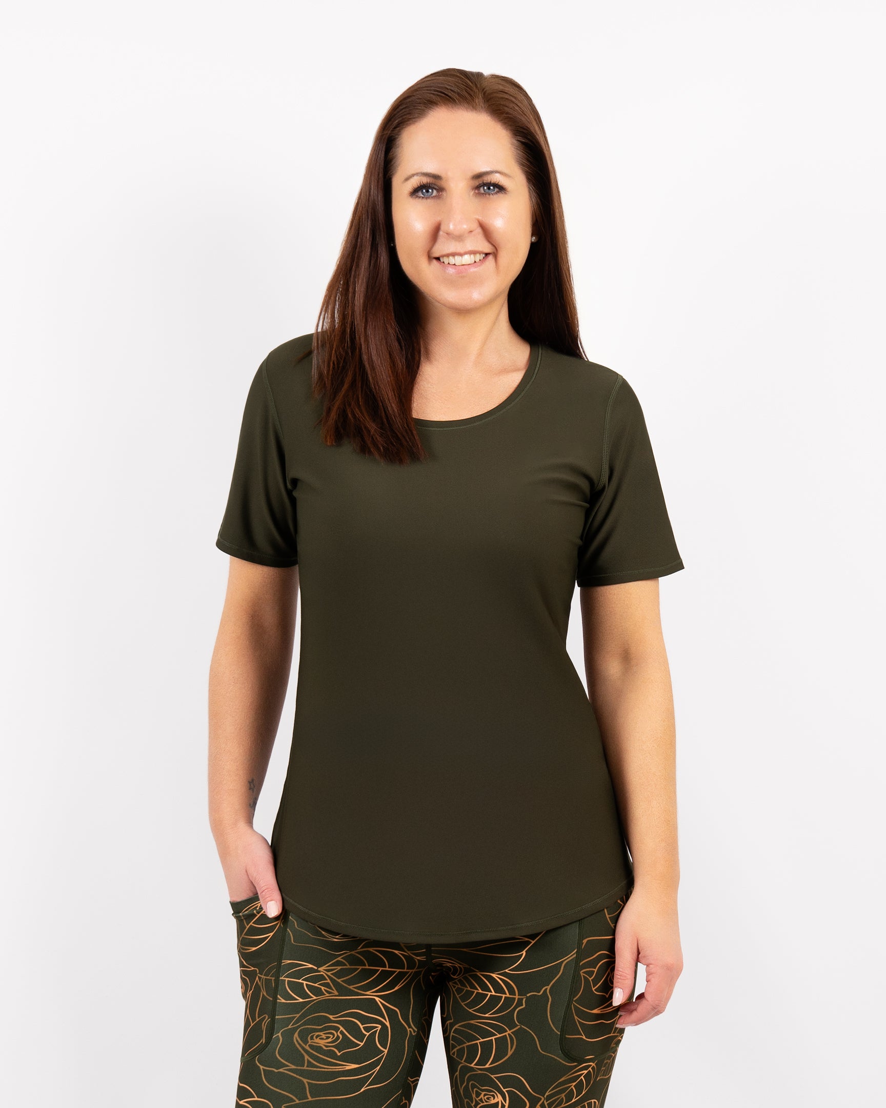 Vigga Fitted Deep Olive T-Shirt – Maya Freya